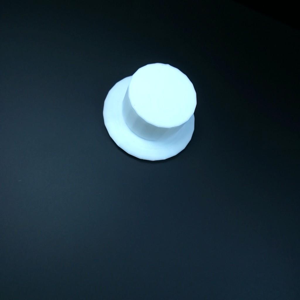 3D Printable Monopoly Top Hat by Anne Rowsell