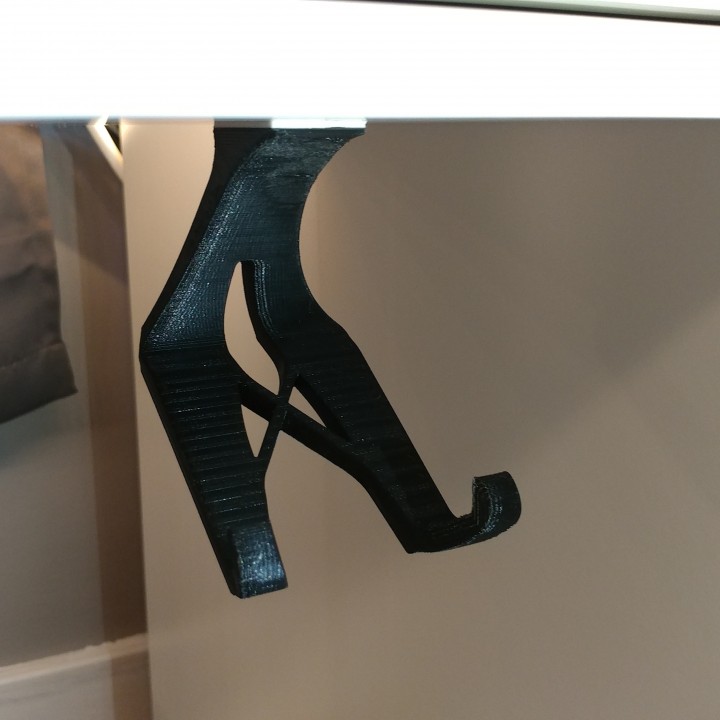 3D Printable Under-Desk Xbox One Controller Holder by Kyle Van Horne