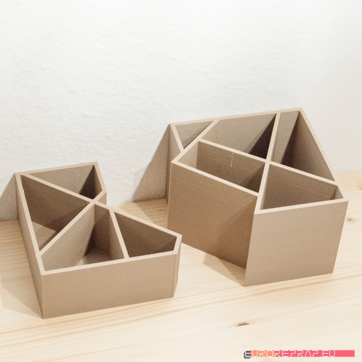 3D Printable Simplest print - "Handy" - desk organizer by Wojciech Pachocki