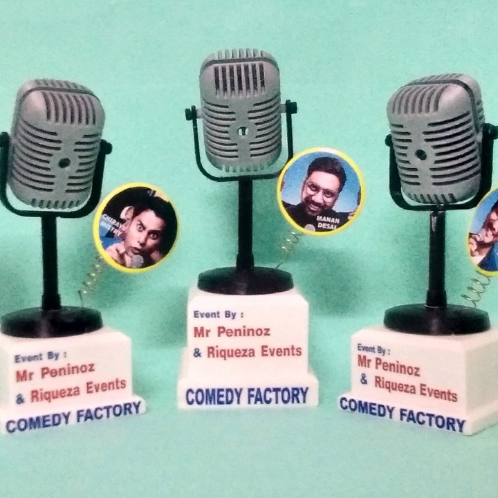 3D Printable Customised Microphone by Perry Koradiya