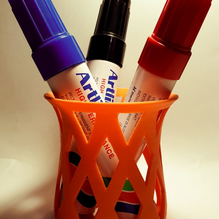 3D Printable markers holder by bar spielberg