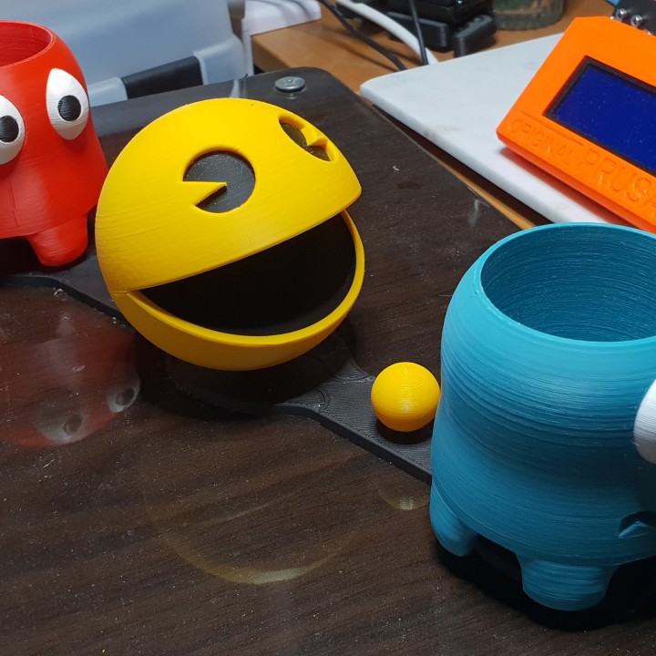 3D Printable Pac-Man & Ghosts planters (multicolor) by Antonio Cordero ...