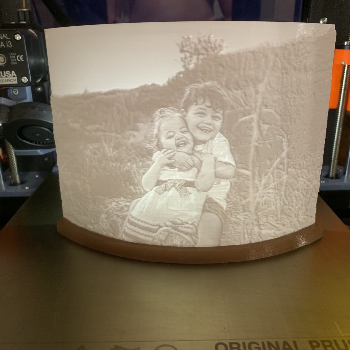 3D Printable Lithophane 9v LED Stand by ben