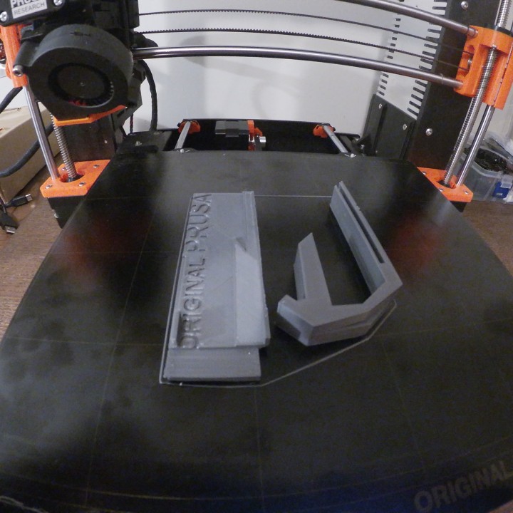 3D Printable PRUSA i3 MK3 LCD Cover by Slavo Zett