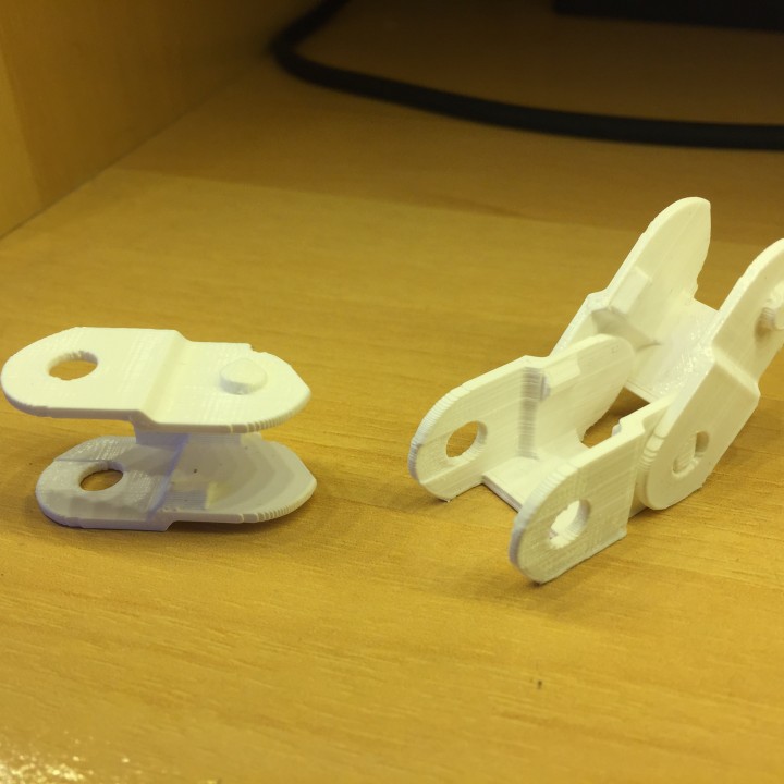 3D Printable Cable protector flexi chain (open clip-on drag chain ...