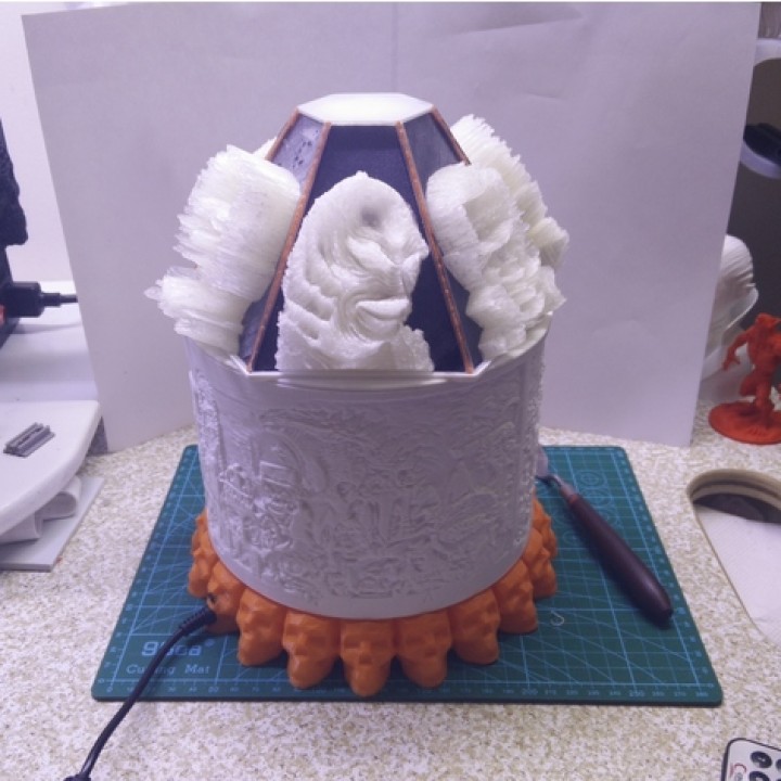 3D Printable Halloween Horror Movie Lithophane by Mike Vol