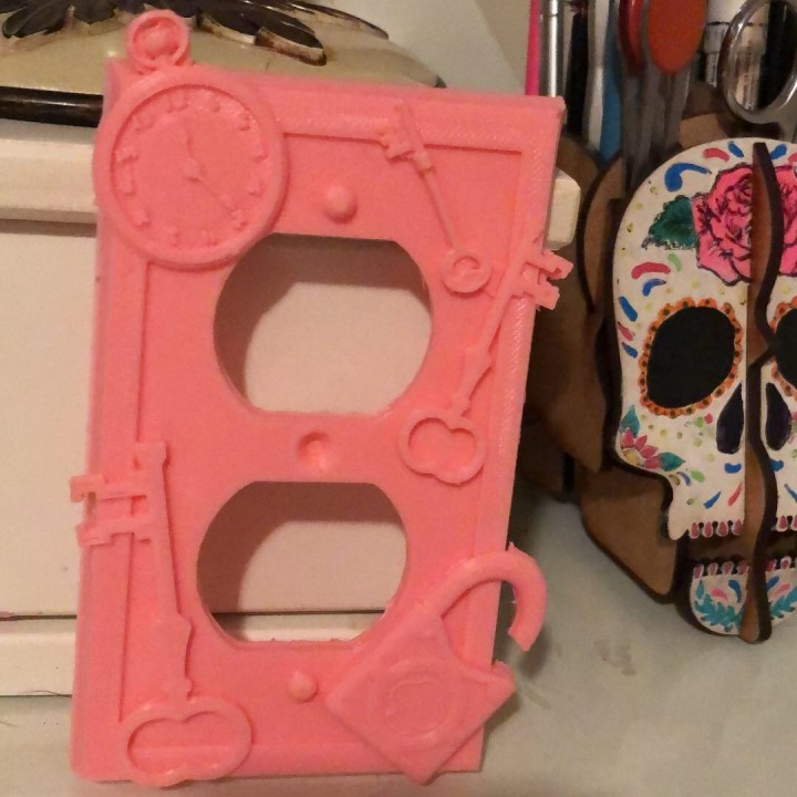 3D Printable Vintage outlet cover by Nefftaly Veronika Diaz