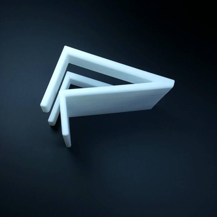 3D Printable mouse stand by Antonin Capriglione