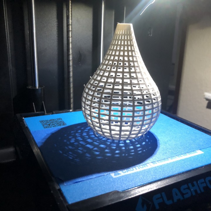 3D Printable Grid Jug by Shahram Zomorrodi
