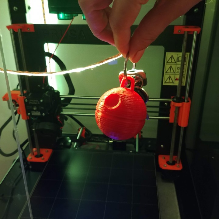 3D Printable DEATH STAR KEY RING by Krzysztof
