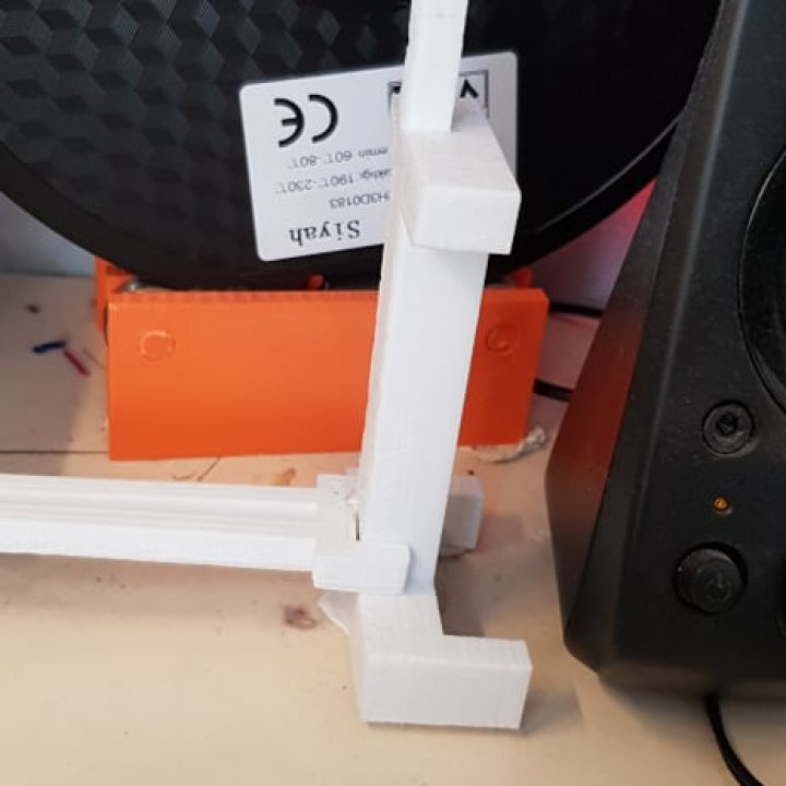 3D Printable 3D Printer Screen Holder by Ahmet Can Türkoğlu