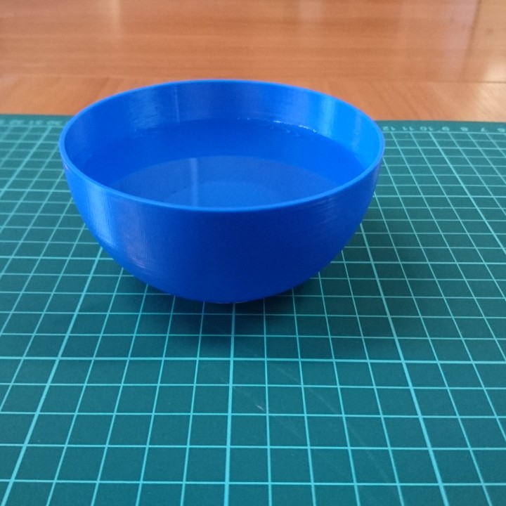 3D Printable Small bowl by Maxim Efremochkin