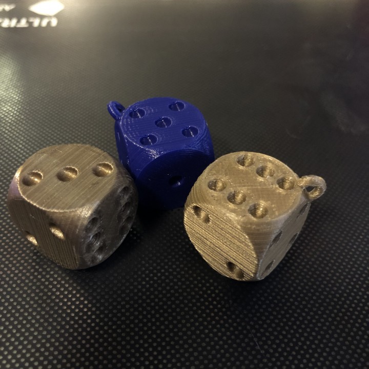 3D Printable Test dice by Cosimo Annese