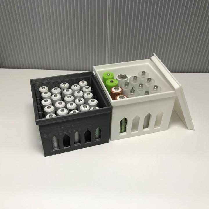 3D Printable Stackable Battery Cases by Izu Watanabe