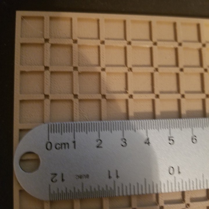 3D Printable 10 x 10 1 cm square grid by simon d