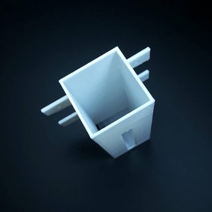 3D Printable 3d square tube short by Ian Iron