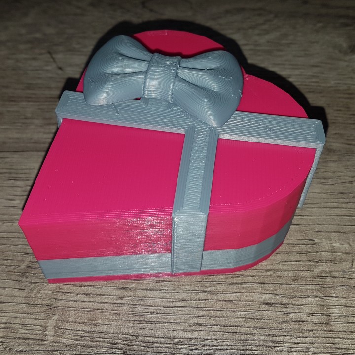 3D Printable Heart Box by Harun