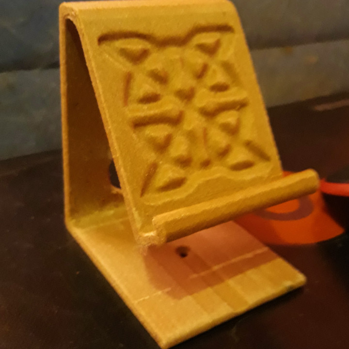 3D Printable Celtic phone Stand by B Murphy