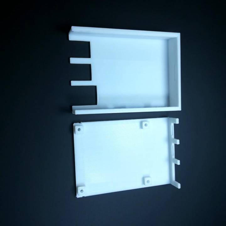 3D Printable Raspberry Pi 2 case by lewis Garside