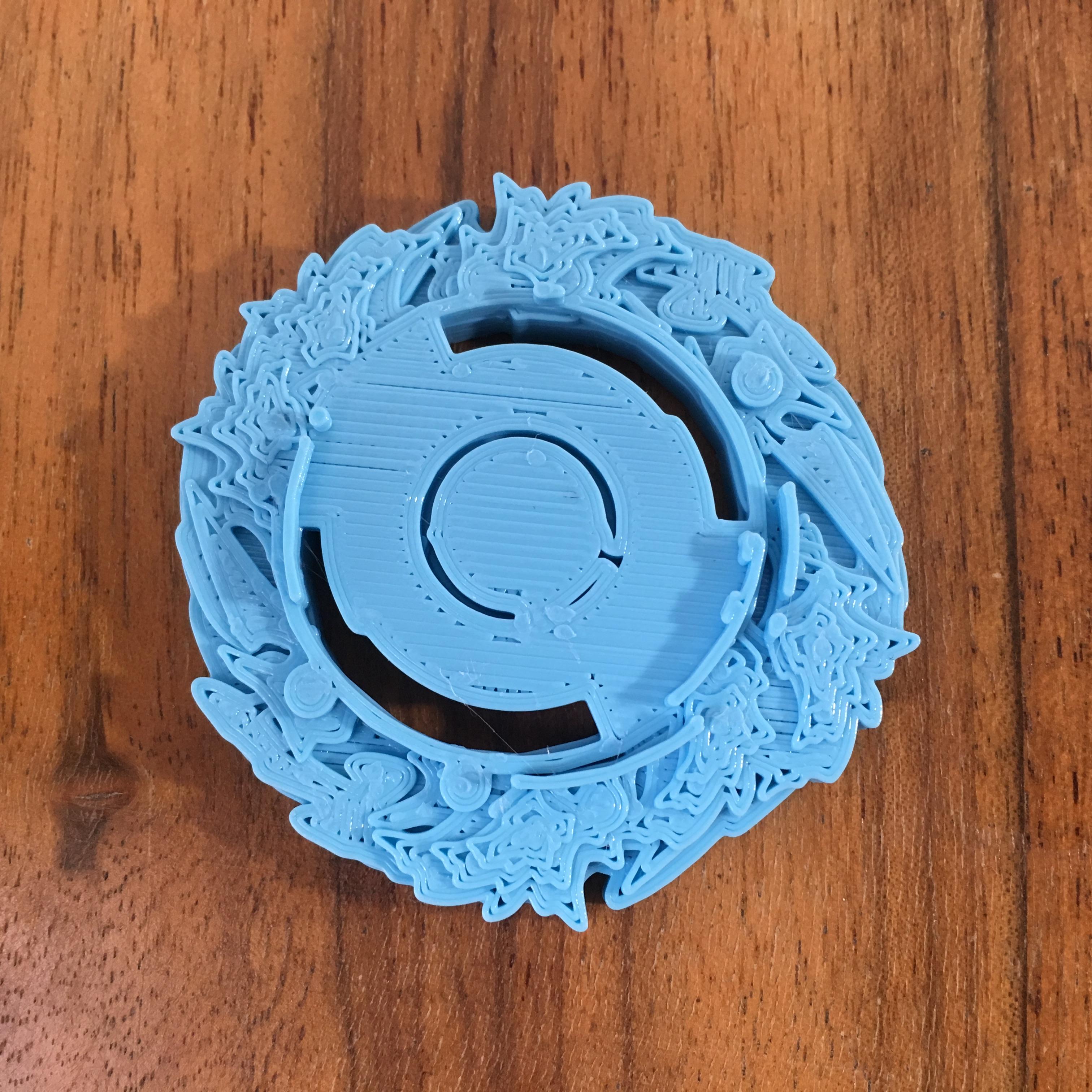 3D Printable Copy of beyblade longinus, burst capatible by Raye Melka