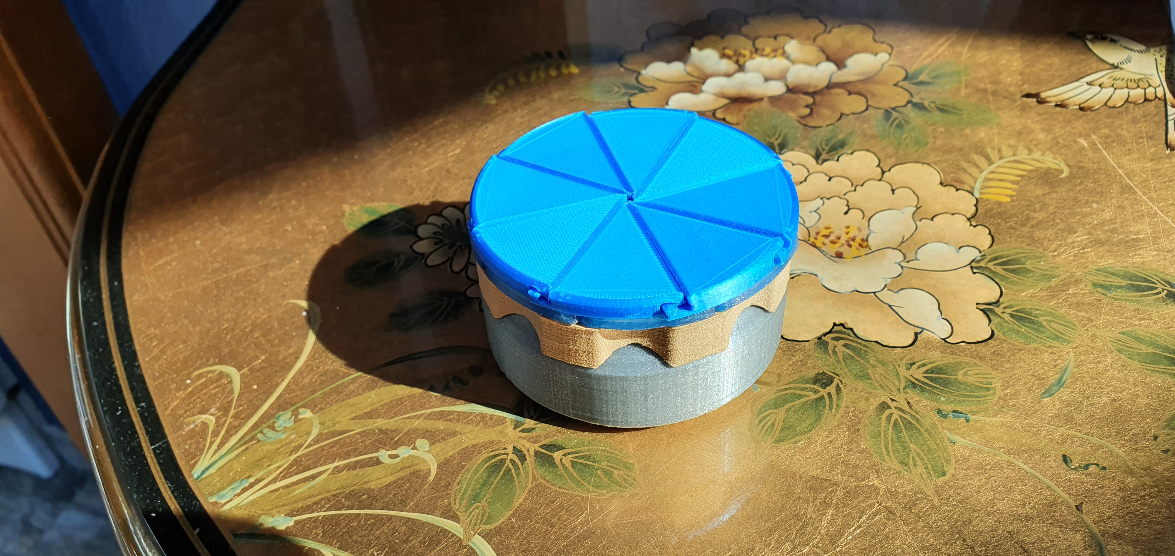 3D Printable Aperture Iris Box by Brien Allison