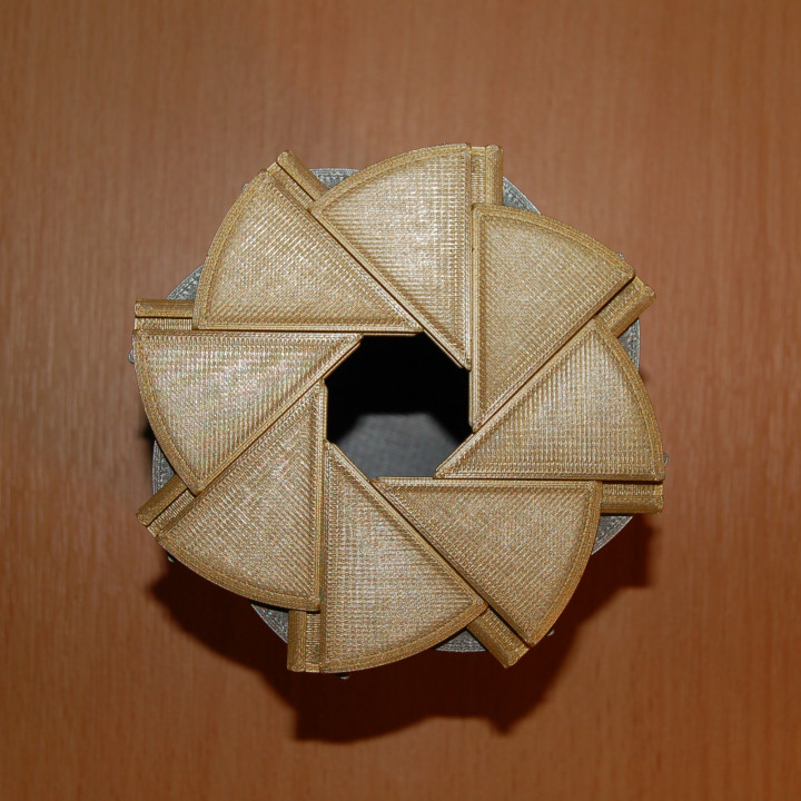 3D Printable Aperture Iris Box by Brien Allison