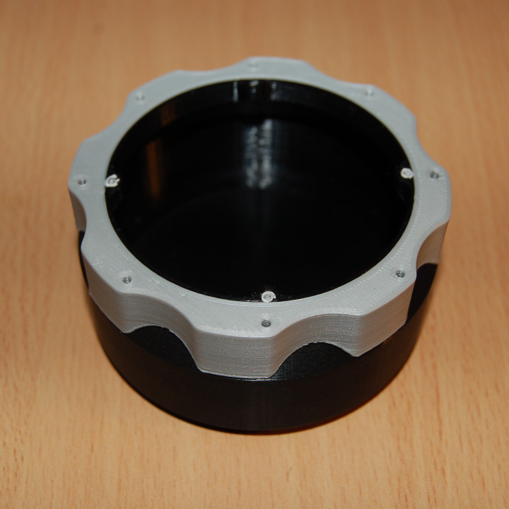 3D Printable Aperture Iris Box by Brien Allison