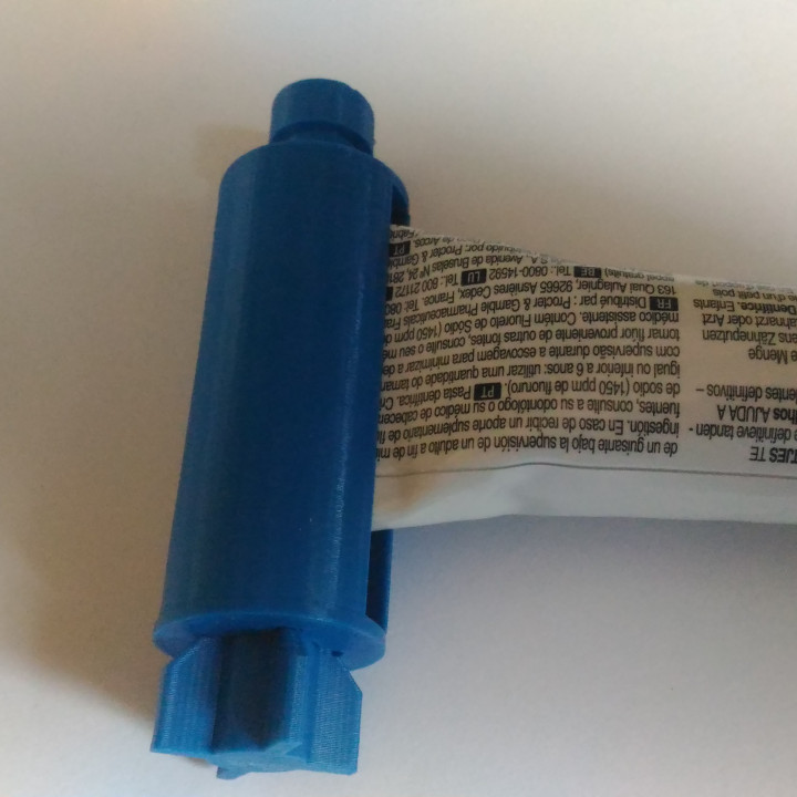 3D Printable Toothpaste roller by Le Pocreau