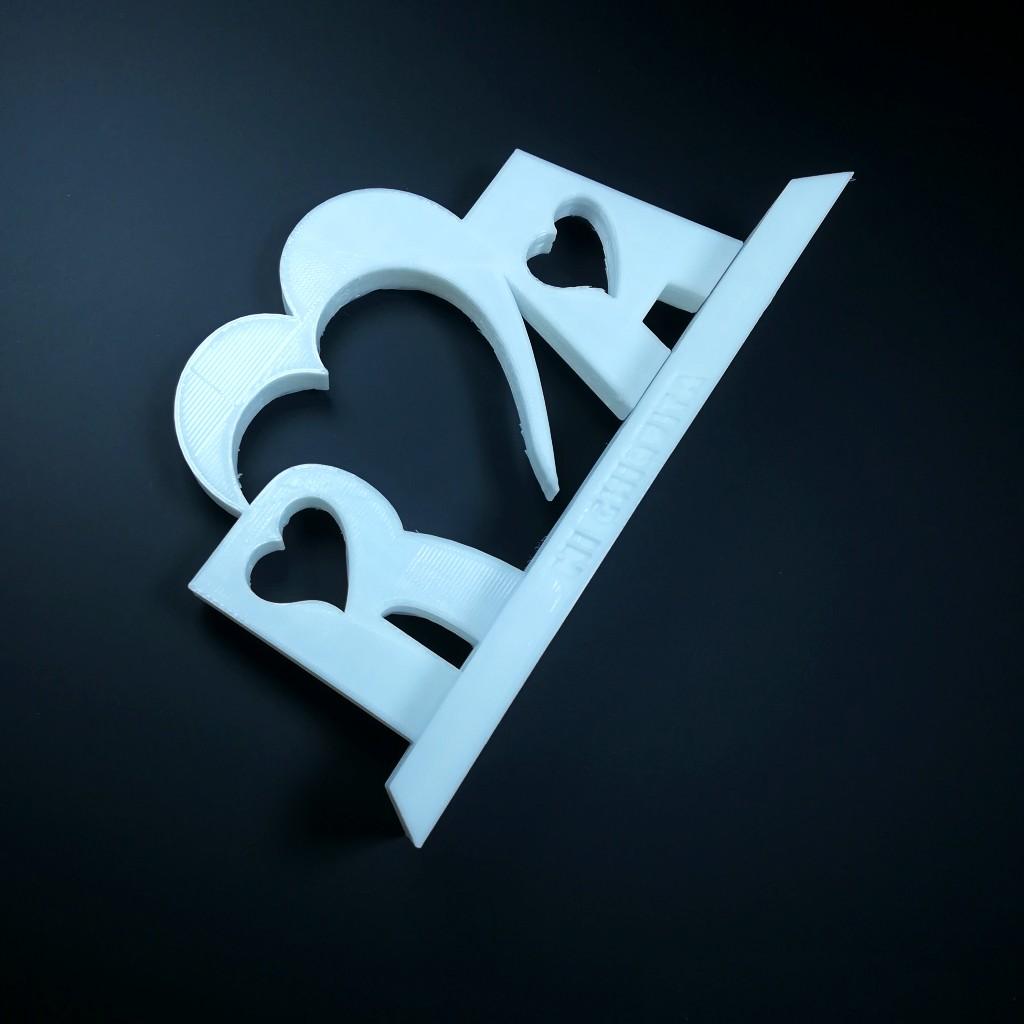 3D Printable Love and Friendship - Initials with base by Daniel D. Guevara