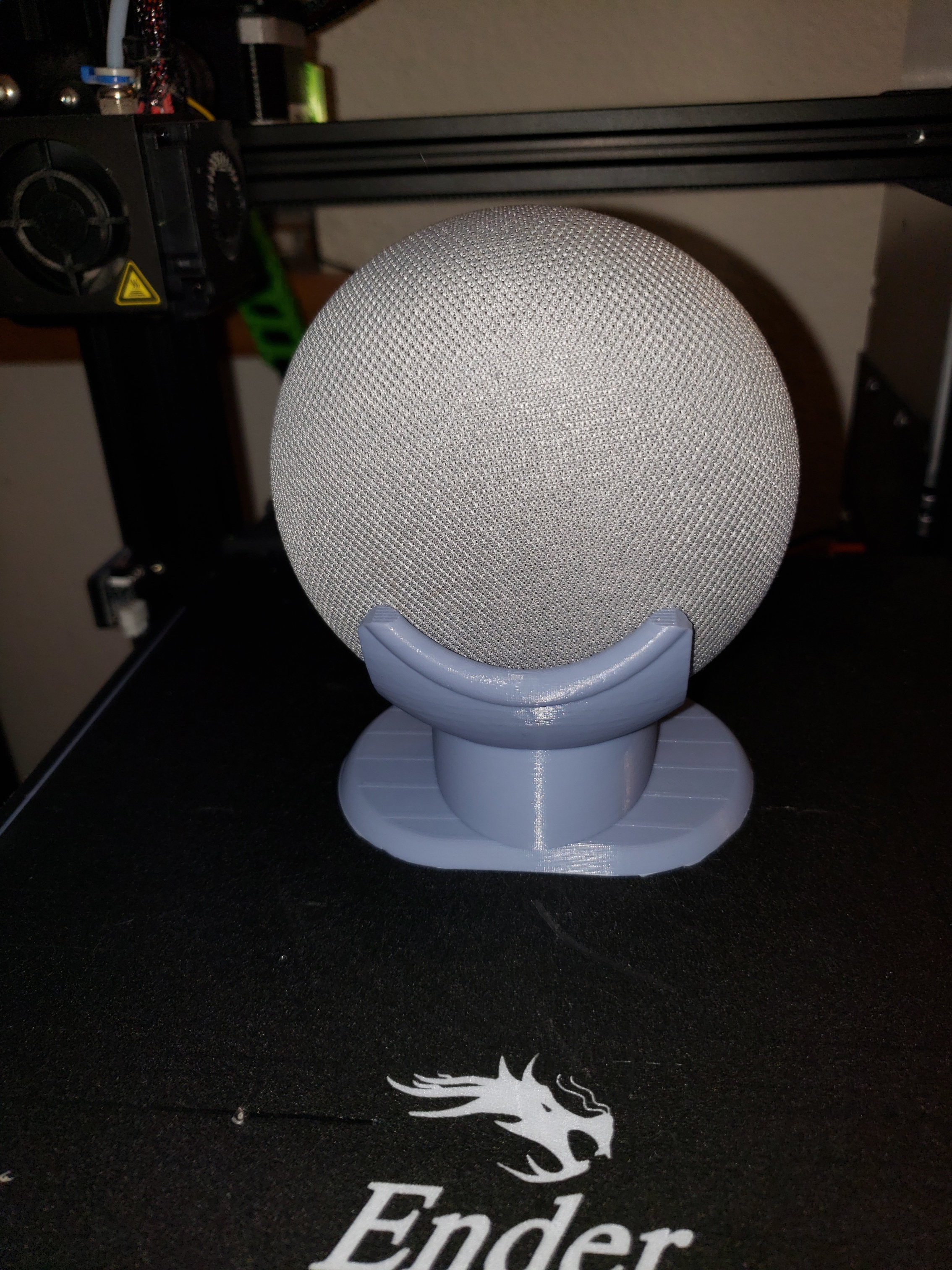 3D Printable Google home mini Stand Desktop by dragonlutin