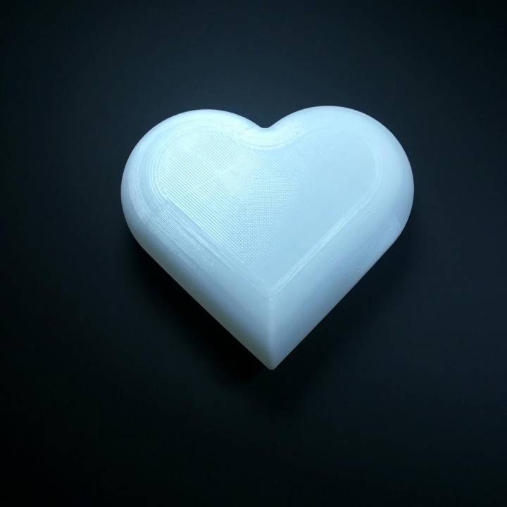 3D Printable Round Heart by Josiah Herring