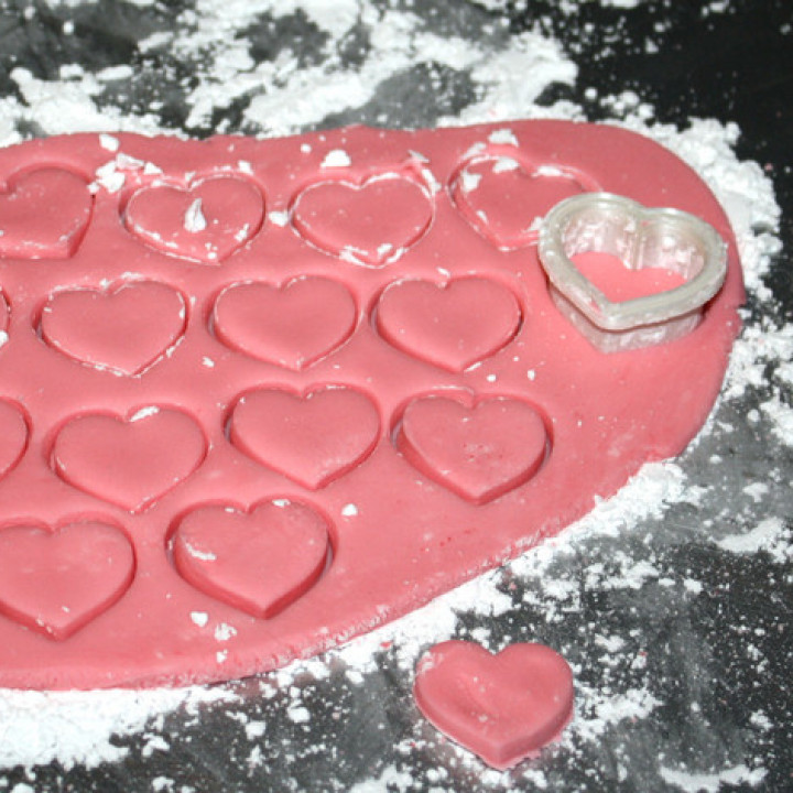 3D Printable Heart Shaped Candy Cutter with Bonus Recipe by Derek Tombrello