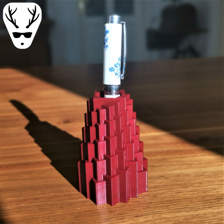 3D Printable Tower Pen Holder by Matthäus
