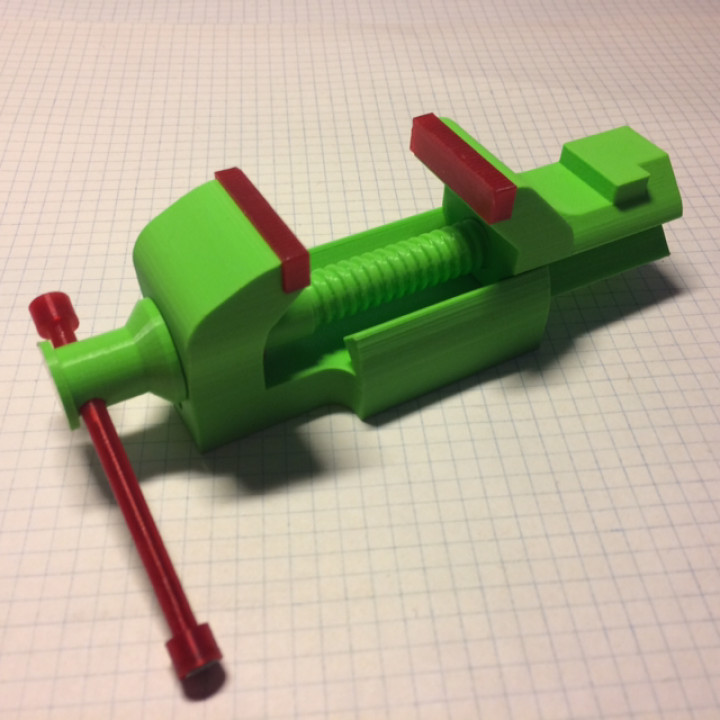 3D Printable Modeling vice by Petr Kaš