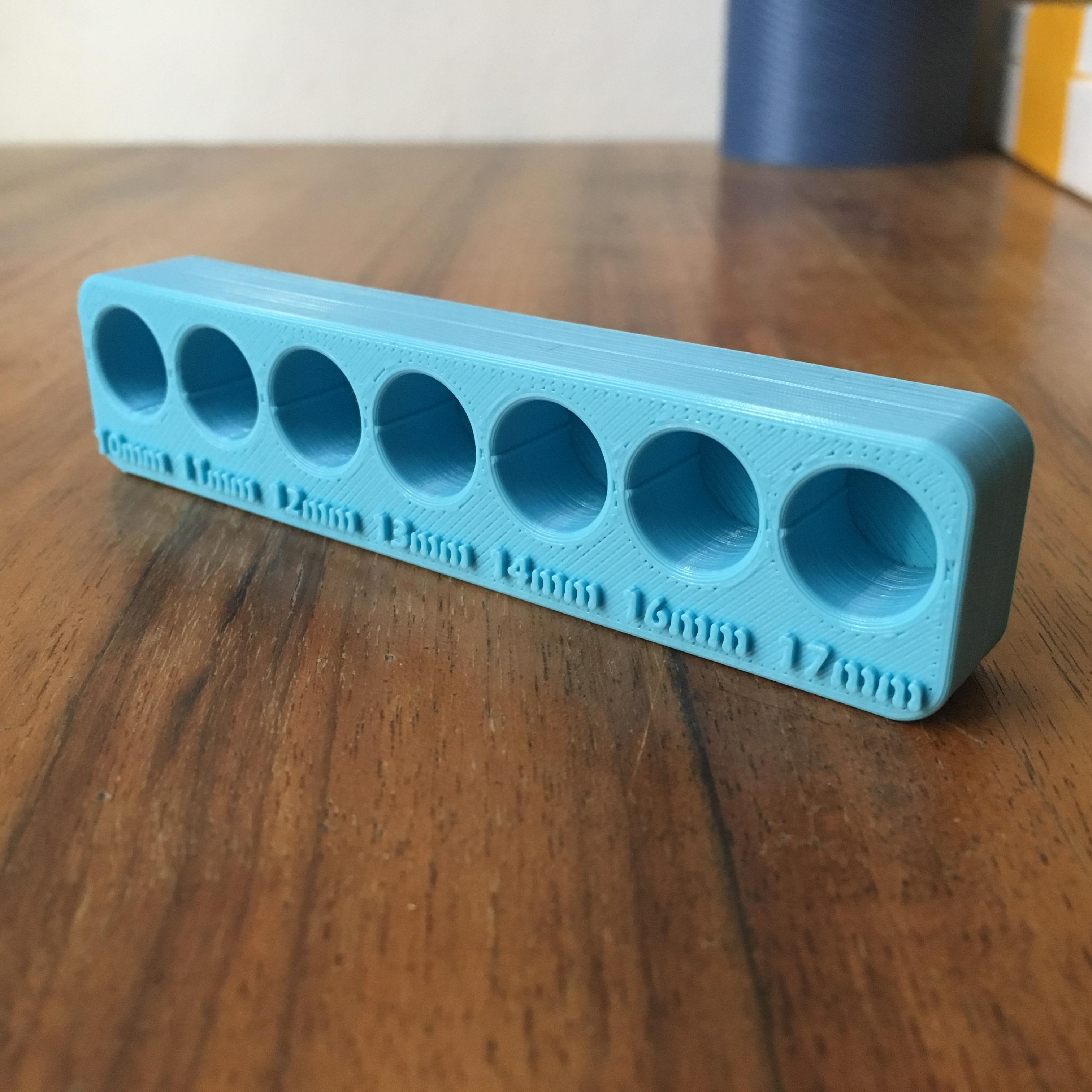 3D Printable Harbor Freight Swivel Socket set, Tray - Metric by GunGeek