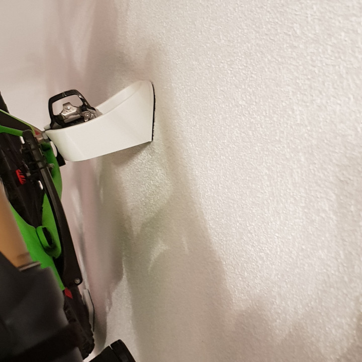3D Printable Bike Wall Mount by Thomas Kunz
