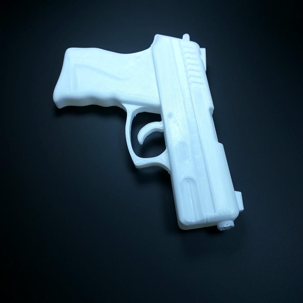 3D Printable Pistol 380 by jones martins