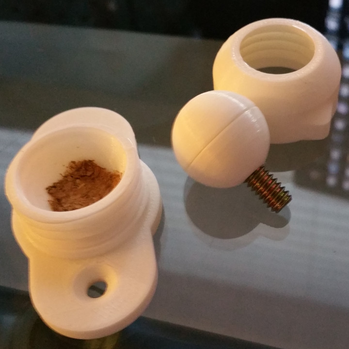 3D Printable Oculus Rift Adjustable Ball Socket Wall Mount by Alex