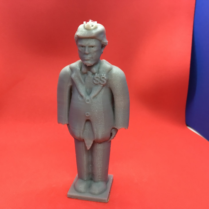 3D Printable Trump Chess by Paul