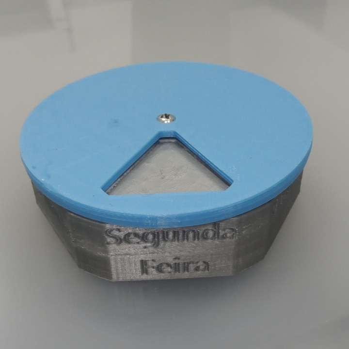 3D Printable Caixa para medicamentos by António Sousa