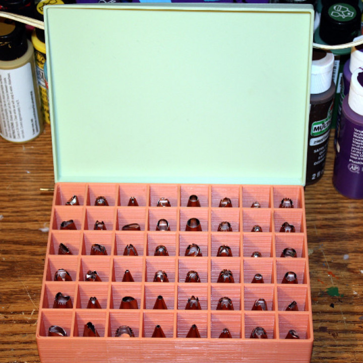 3D Printable Cake Decorating Piping Tip Organizer Case by Derek Tombrello