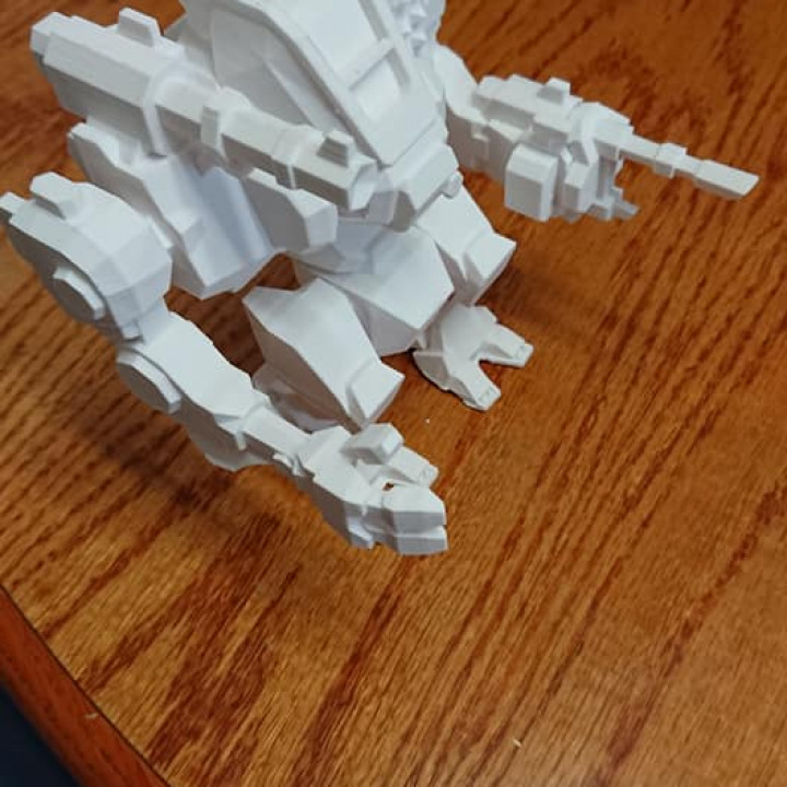 3D Printable Mech by Evan Lloyd