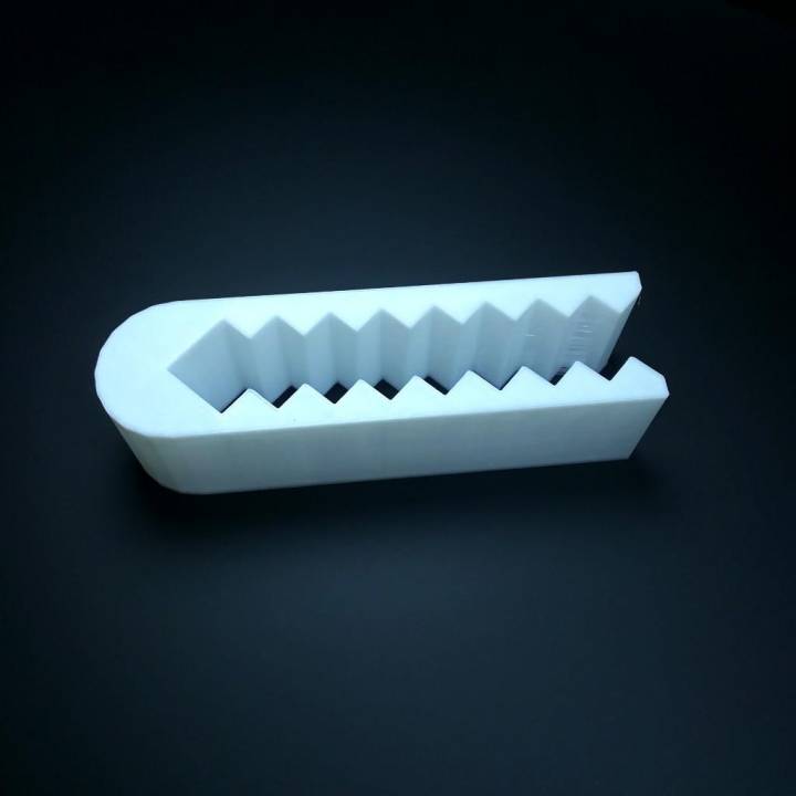 3D Printable Chip Clip by Chris Nesbit