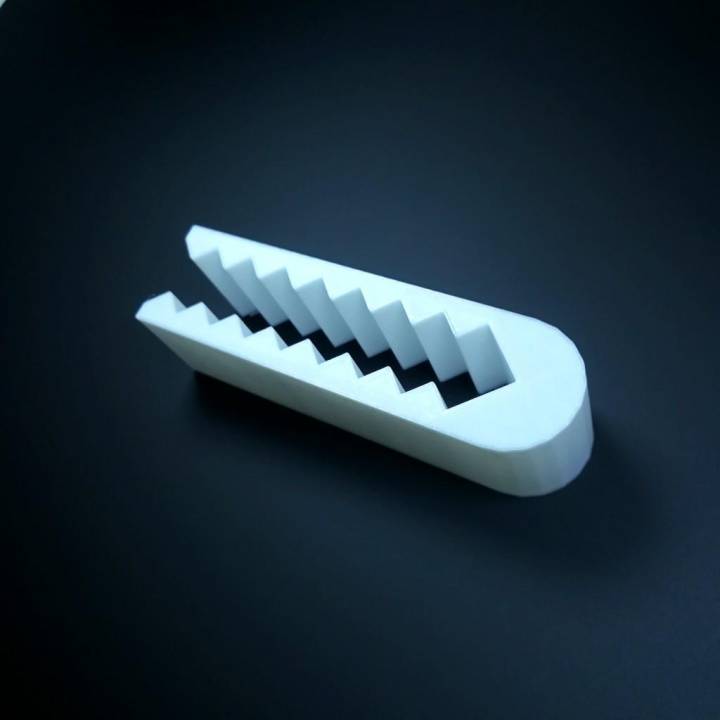 3D Printable Chip Clip by Chris Nesbit