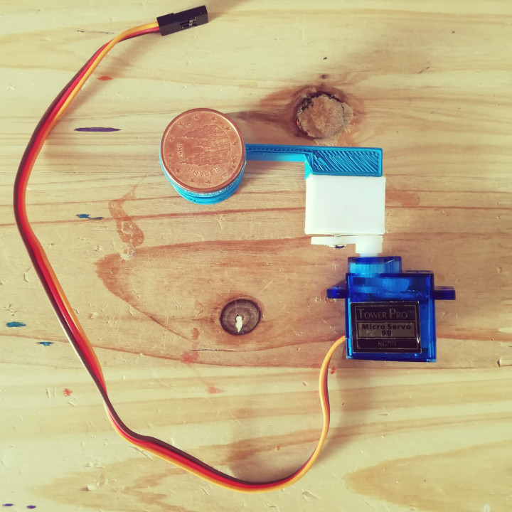 3D Printable Punchy, el robot tamborilero by caractermaker