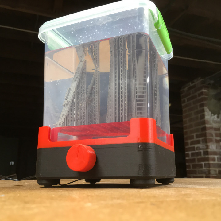 3D Printable Resin Printer Washing Station by Jason Kelly
