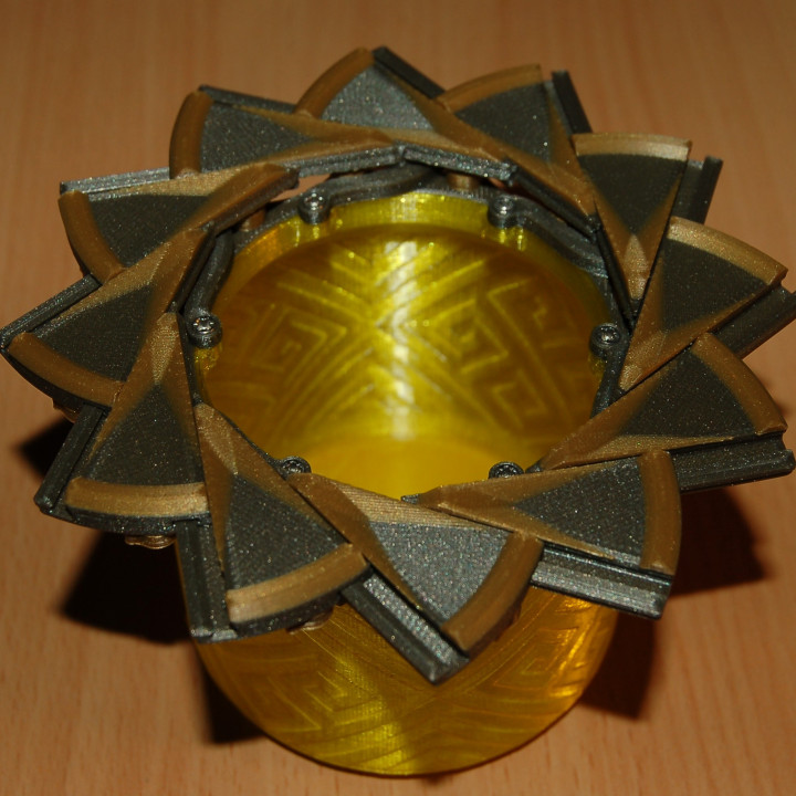 3D Printable 12 Leaf Aperture Iris Box by Brien Allison