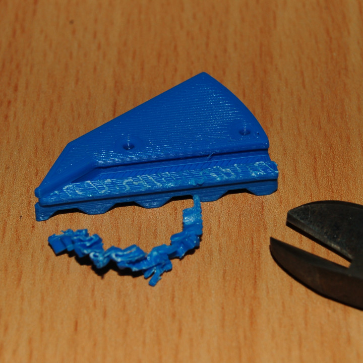 3D Printable 12 Leaf Aperture Iris Box by Brien Allison