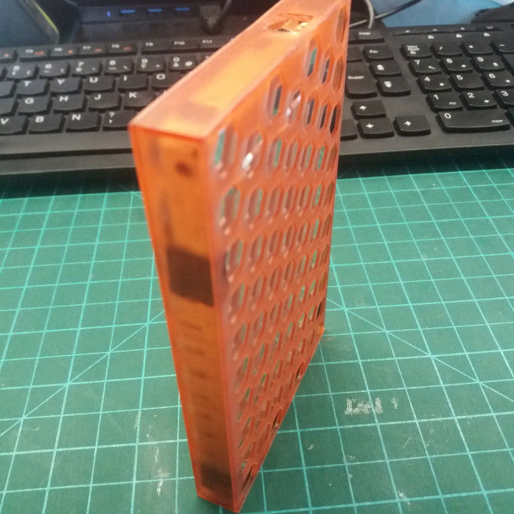 3D Printable hard drive case by eliott juarez