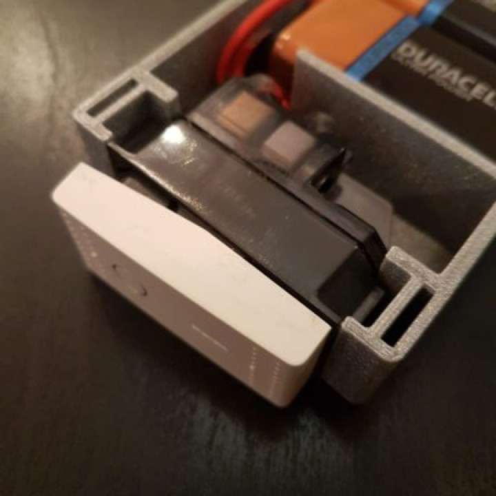 3D Printable 9v batteries box by Federico Redaelli
